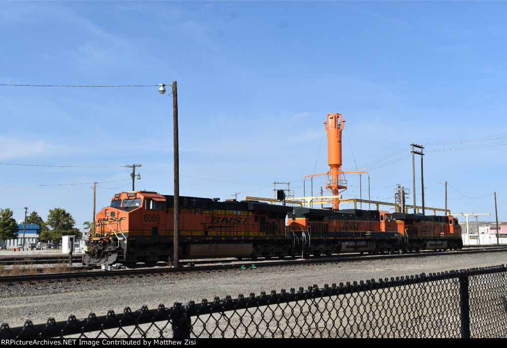 BNSF 7449 996 6089